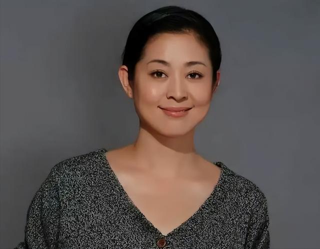 Ni Ping has never made a mistake in hosting for 20 years, and once felt ...