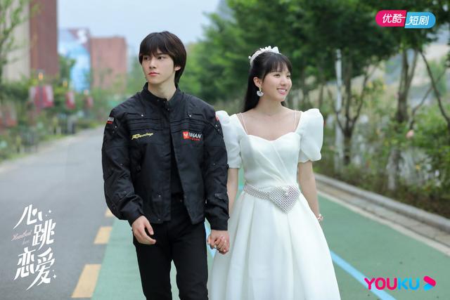 Su Xiaotong and Zuo Linjie's new drama "Heartbeat Love", the actor's ...