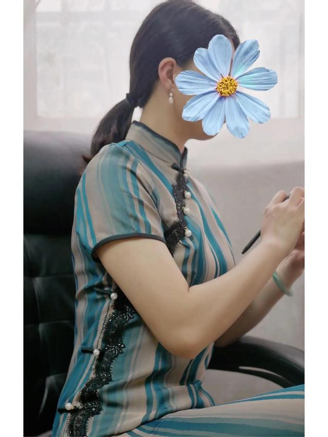 Elegant antique cheongsam, a strong collision between elegance and ...