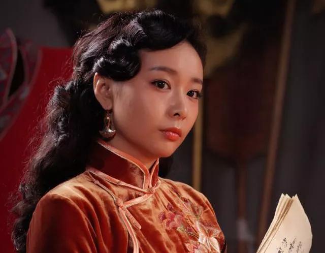 Chen Shuting can only add luster to Gao Ye, and it doesn't help her ...