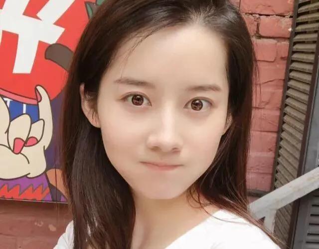 Jing Ruyang, who has the appearance of the head of a costume drama, but ...