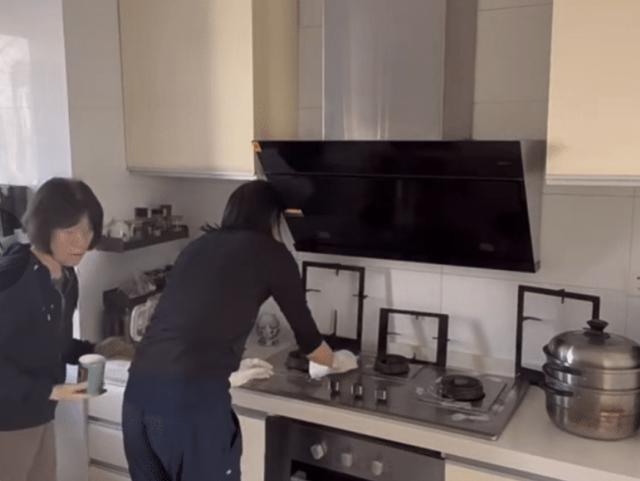 Li Yapeng neglected Li Yan after reorganizing the family?Beloved wife ...