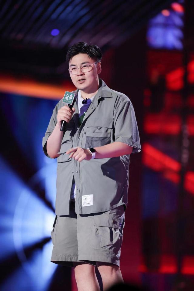 I am the artificial heart implanter Wang Shiqi - iNEWS