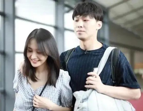 Two-level reversal! Zheng Shuang released evidence that Zhang Heng had taken drugs, and Dad ...