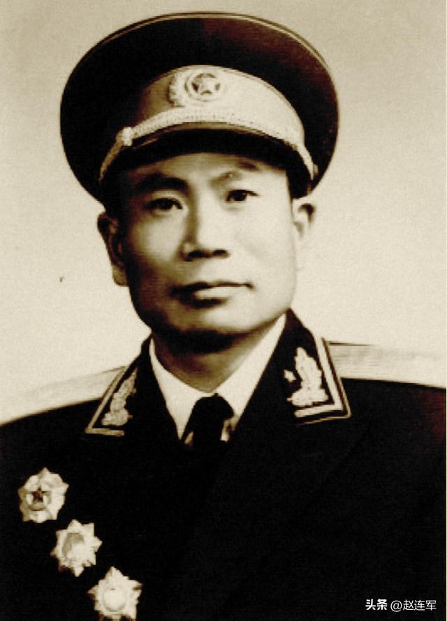 A general who came out of the New Fourth Army (150) - Major General Yang Hanlin - iNEWS