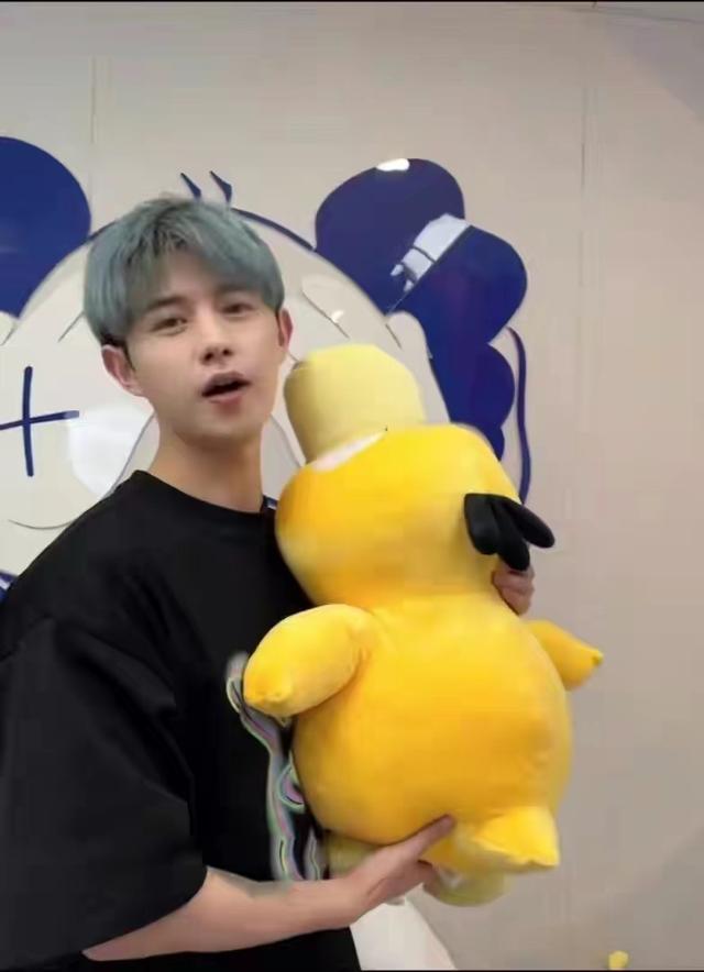 Tong Jincheng explained his school grass experience and revealed that ...