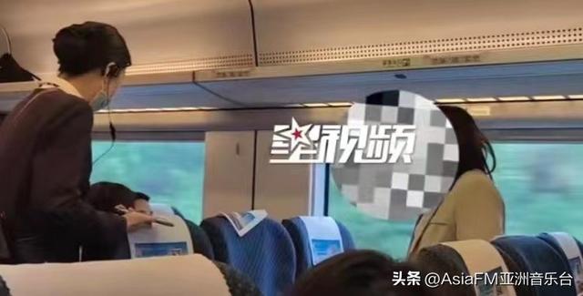 The crying woman on the high-speed rail with the baby scolds Yi Yang ...