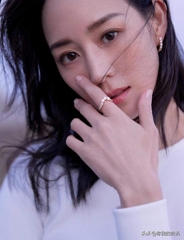 Zhang Junning, who has always loved sports, is elegant and elegant in a ...