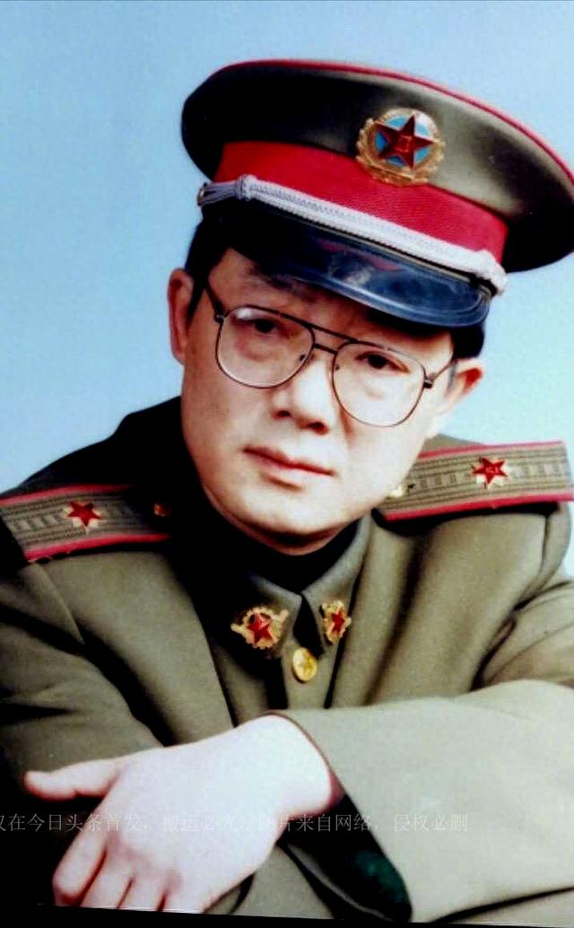 Nine years after Che Xiao and wealthy businessman Li Zhaohui divorced ...