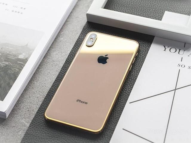 The iPhone Xs Max, which once sold for 10,000, is now available for ...