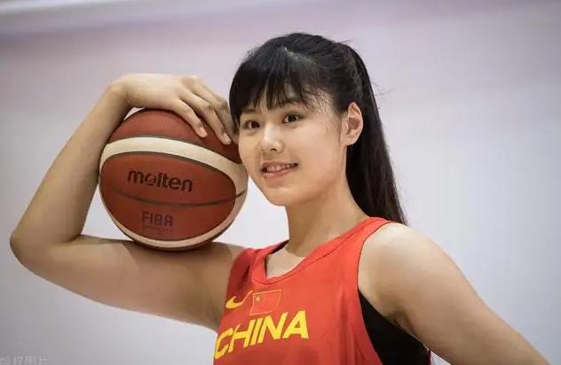 Li Yueru's dream of staying abroad was shattered, and he missed the ...