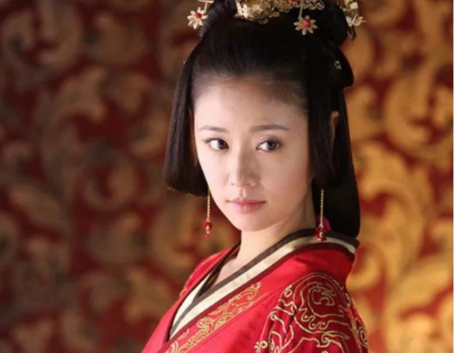 "Queen Dou Acknowledges Her Brother" Allusion (59) - iNEWS