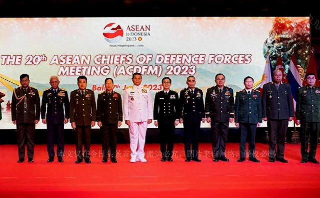 Warships from the 10 ASEAN countries gathered in the South China Sea ...