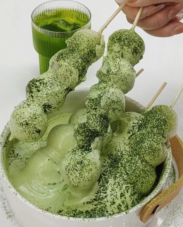 One mouthful of matcha cheese milk balls, thieves are delicious‼️ - iNEWS