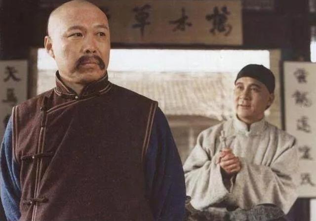 Kang Youwei fled overseas and became rich, where did his money come ...