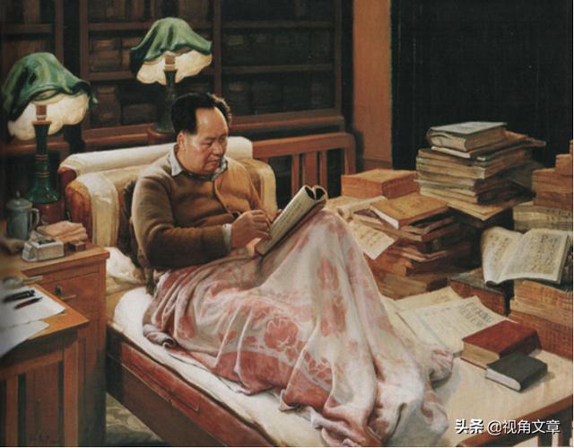 Soong Ching Ling asked someone to deliver pillows to Mao Zedong - iNEWS