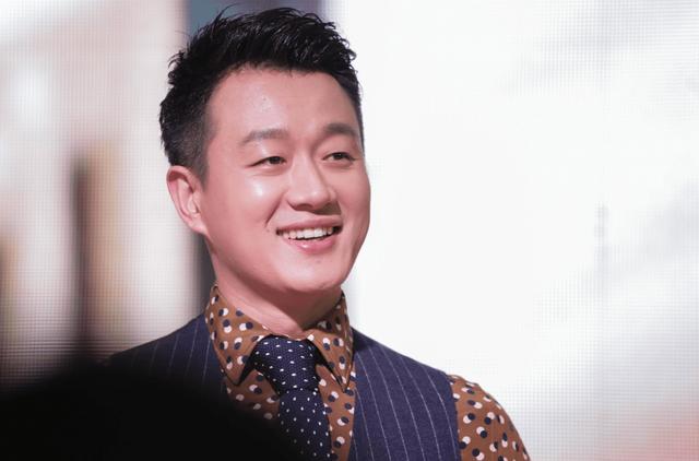 Why did Tong Dawei, who became famous overnight, keep himself clean and ...