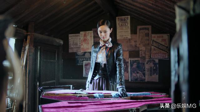 "Beehive" I thought that Han Dong's acting skills and Song Yi's looks were the best, but it ...