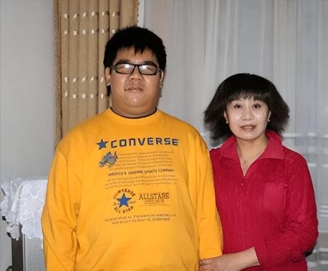 From "high profile" to "disappearance", how did singer Yang Guang get ...