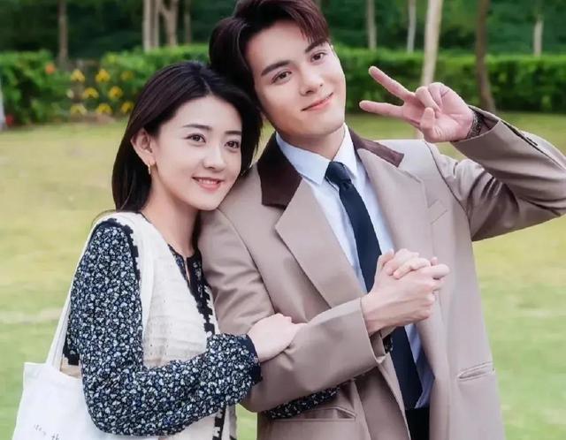 Finally there is a normal domineering president, Zeng Shunxi and Liang Jie's new drama can't ...