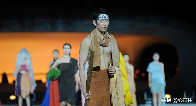 Hainan: Splendid World Culture Week - iNEWS