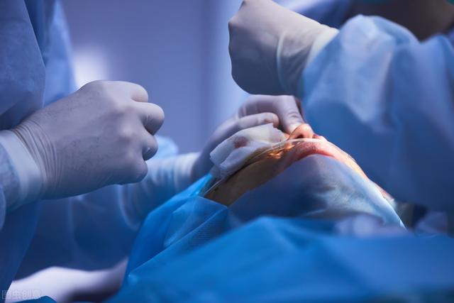 The 78-year-old patient suffered hemiplegia after enucleation, sued the ...