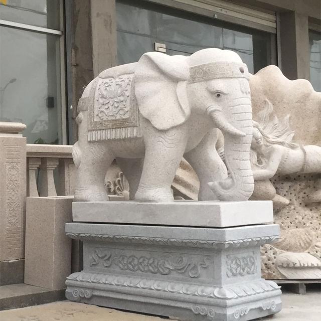 What are the symbolic meanings of the common stone elephant shapes? - iNEWS