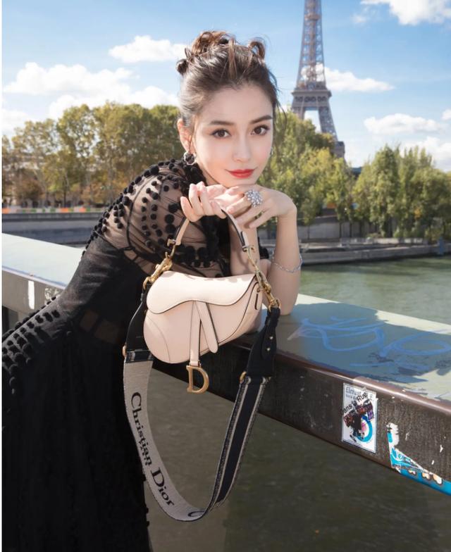 Angelababy caused controversy by wearing a fake dress! Fans criticize ...