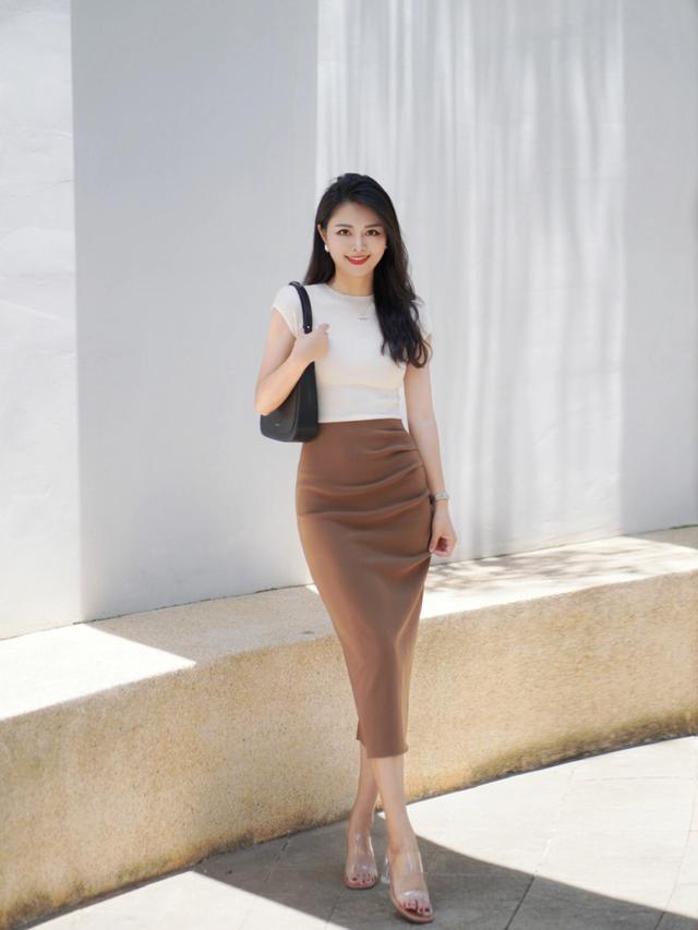 How do women wear "texture"?Look at the blogger's dressing skills, the ...