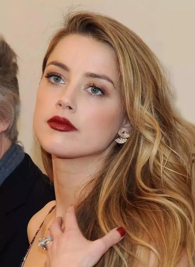 Amber Heard (5) - iNEWS