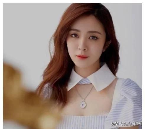 How good is Wang Xiaochen?After changing into a bikini, netizens: Shimizu comes out of Hibiscus ...