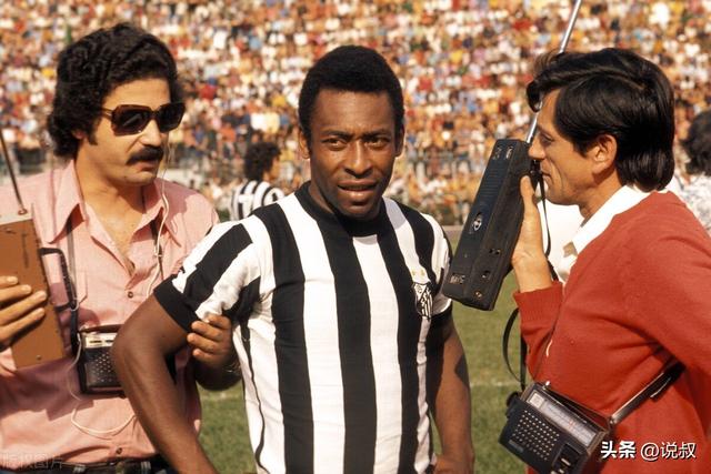 Pele opened his mouth wide, and Brazilian fans fell to the ground ...