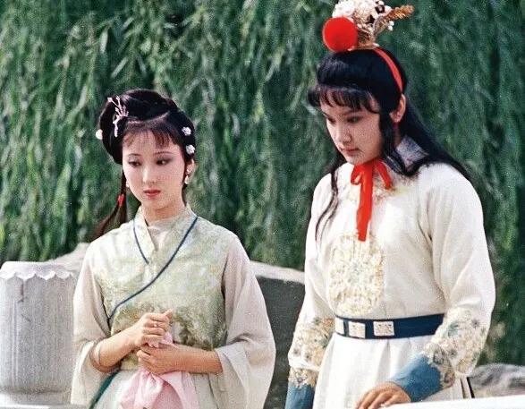 Jiang Xun elaborated on the seventy-first chapter of the Dream of Red ...