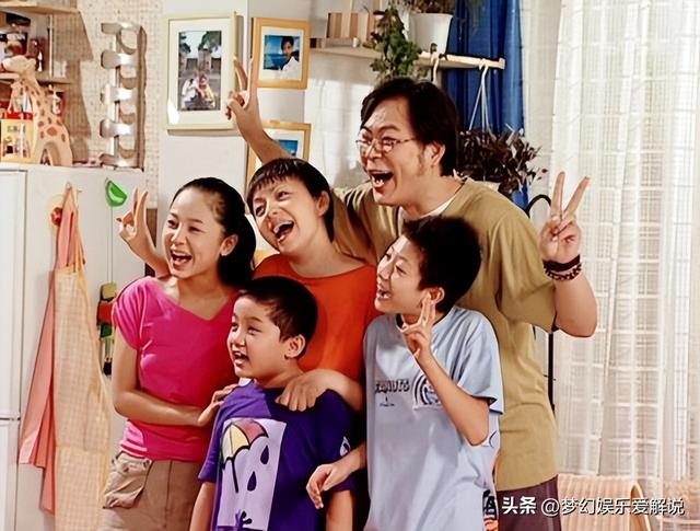 How humble is Yang Zi with children? When Zhang Yishan was still a bear ...