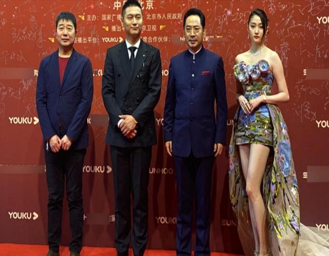 Feitian Awards Red Carpet Competition!Sun Li's purple skirt and black stockings, Guan Xiaotong's ...
