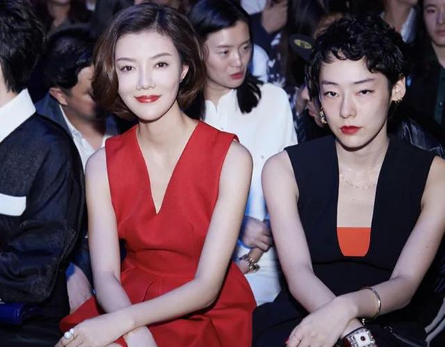 Che Xiao's 20-year debut has zero masterpieces, the live broadcast is ...