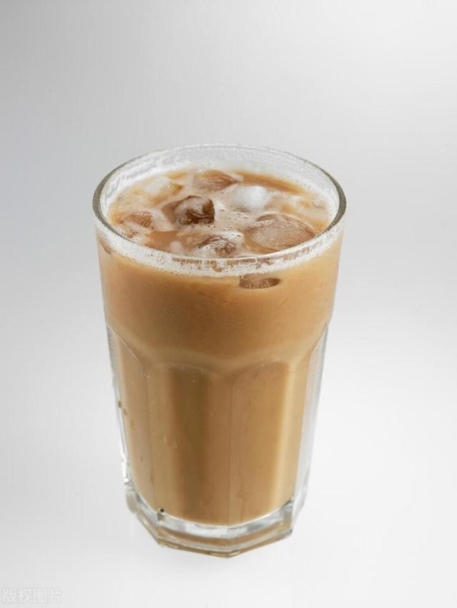 Delicious and silky iced milk tea! It's cool and sweet, simple and easy ...
