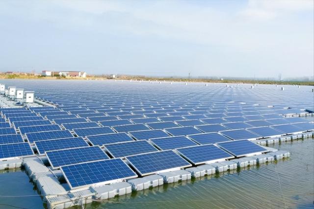 Hangzhou Niuren invented power-generating glass to convert light energy ...