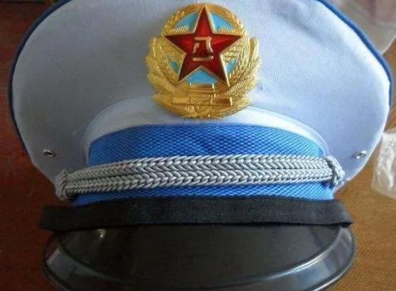 Comrades-in-arms, how much do you know about the uniforms of the 87th ...