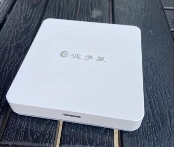 How can a small Internet TV box be so easy to use? It's better to watch ...