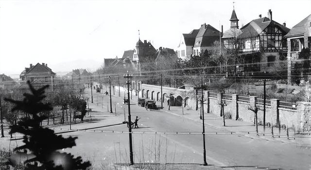 The Back of Yishui Road - iNEWS