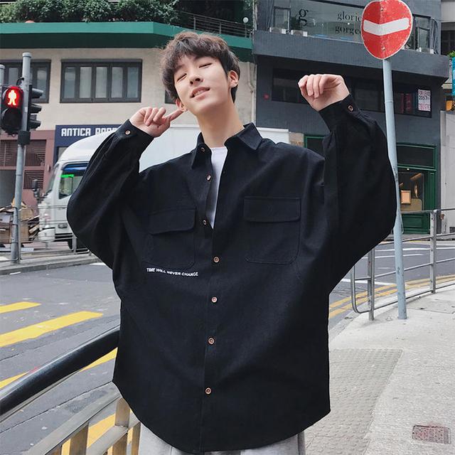 Teach you to wear a yuppie style with different color shirts - iNEWS