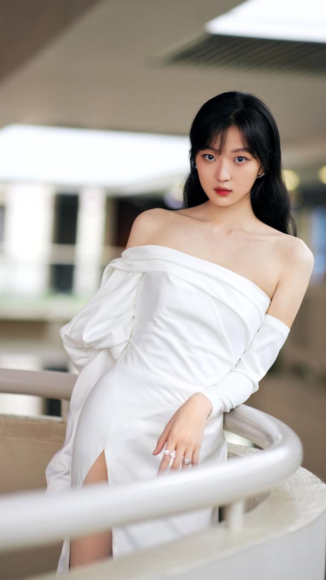 Mingyang Entertainment - Beauty Star - Sun Qian - iNEWS