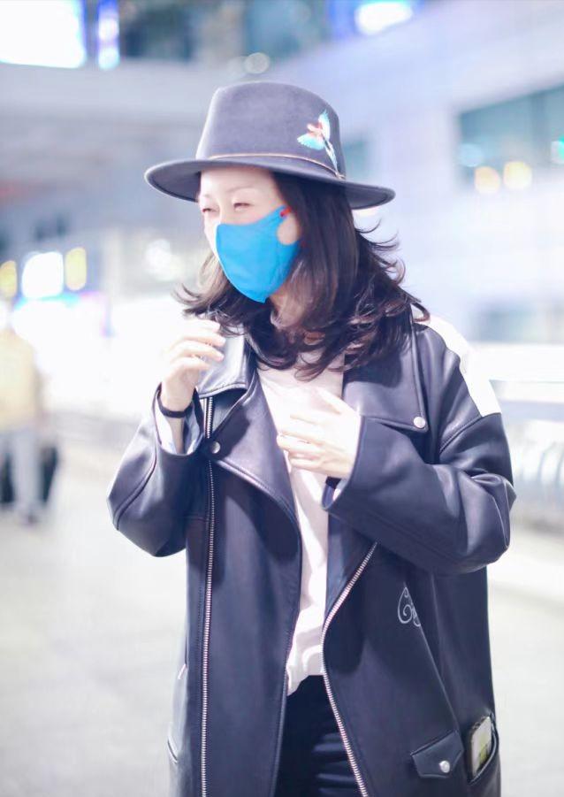Sun Yue opened her first variety show with a high profile - iNEWS
