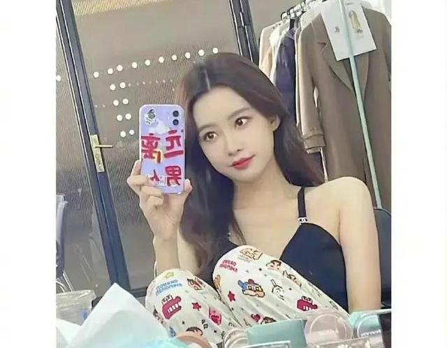 Sun Yi And Dong Zijian Officially Announced Their Divorce The Womans