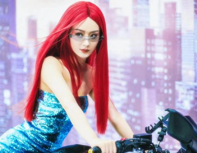 With super high looks and unruly red hair, who do you think won? - iNEWS