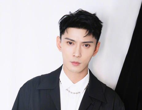 3.8 Male gods: Fu Longfei, Wang Yibo, Deng Lun, Dong Sicheng, Wang Junkai, Chen Zheyuan, Xu ...