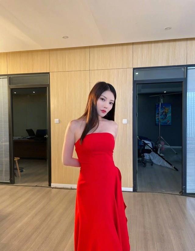 After breaking up for 4 years, "Sister-in-law" Xu Dongdong officially ...