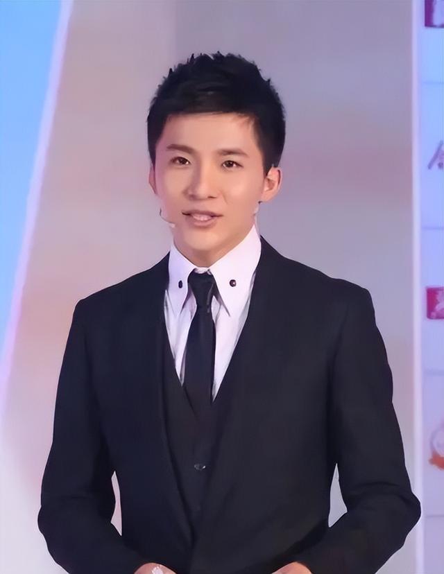 The "most handsome" host, who died of a drug-related fall from the ...