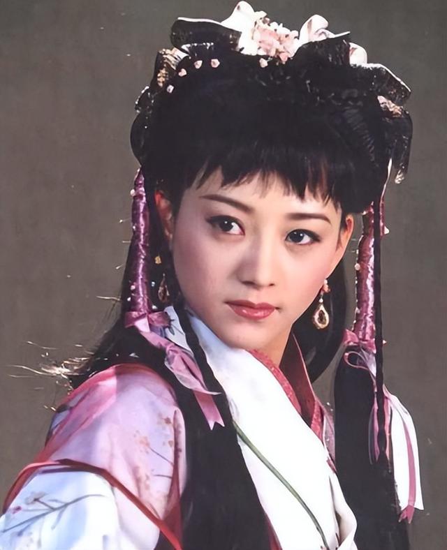 How beautiful was Miao Yiyi back then?Conquer the audience with a ...